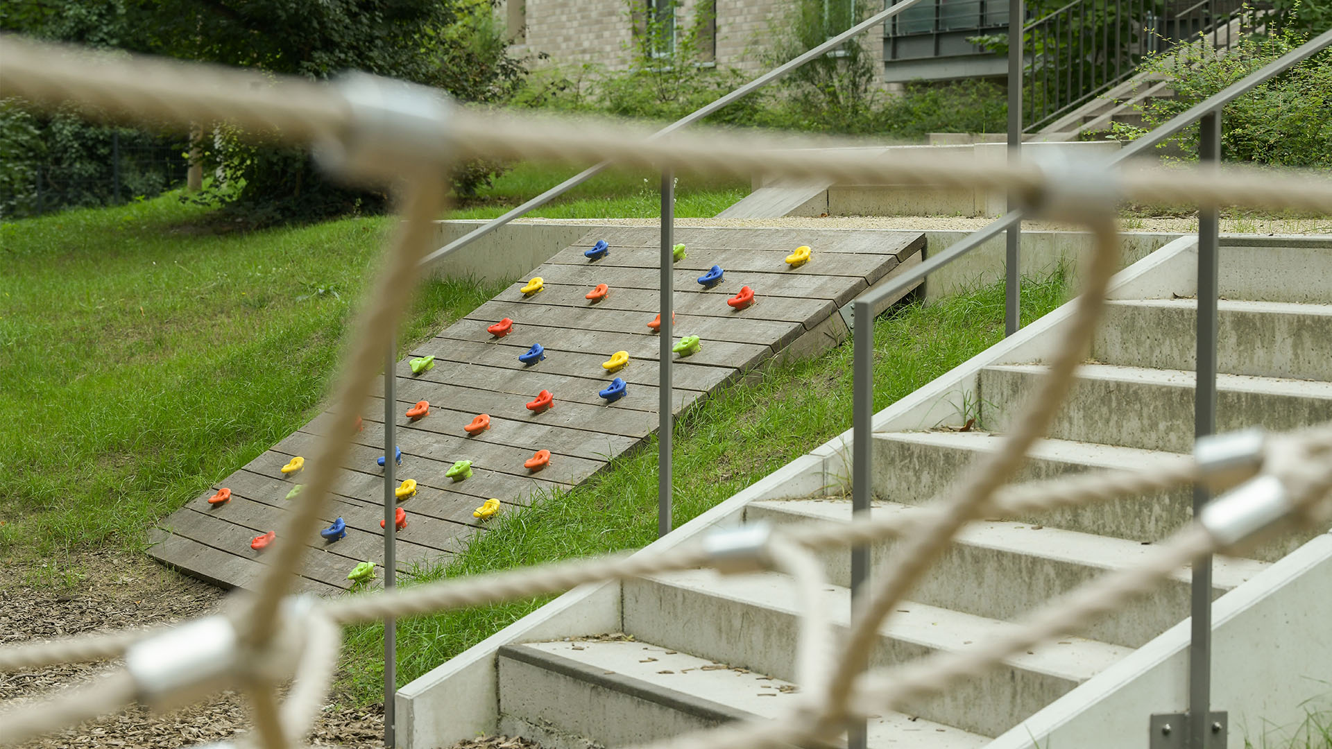 Spielplatz Am Hang Gestalten